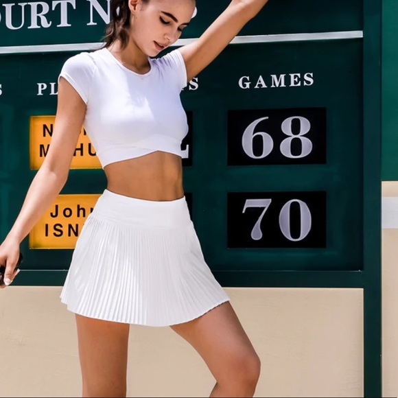 HALARA | Skirts | Halara Everyday 2in Pleated Side Pocket Tennis Skirt ...